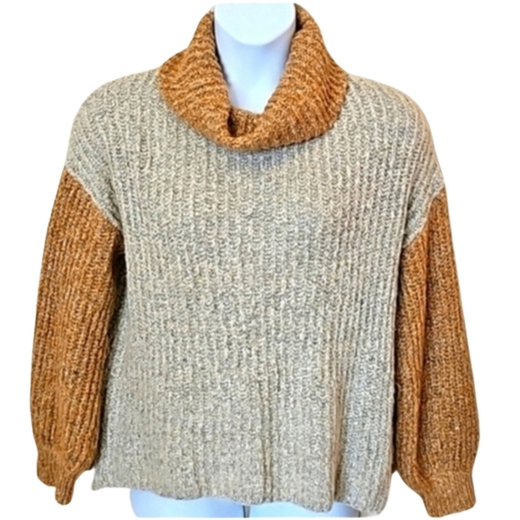 Hem & Thread | Sweaters | Hem Thread L Cable Knit Cowl Neck Soft ...